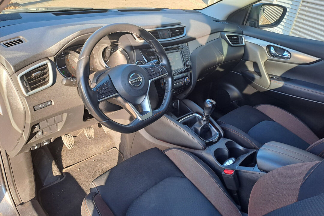 Nissan QASHQAI 1.3 DIG-T N-Motion | Vakgarage