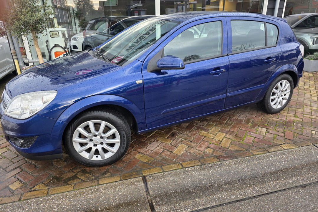 Opel Astra 1.6 Temptation,nette en goed onderhouden auto | Vakgarage