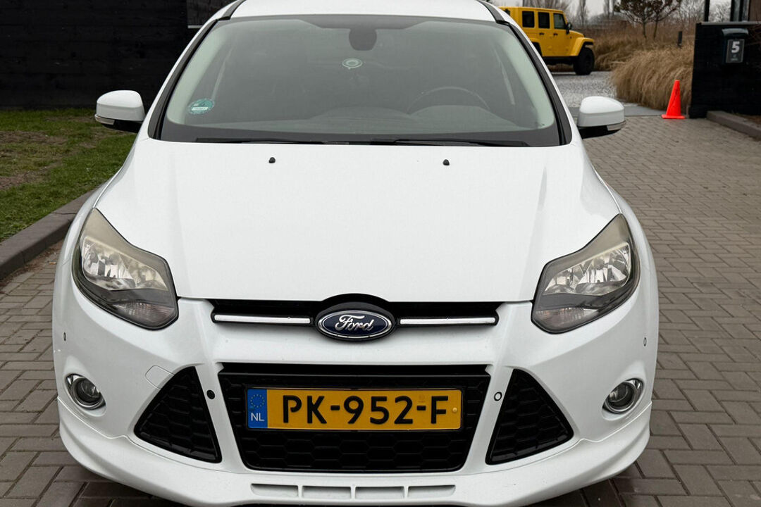 Ford Focus Wagon 1.6 EcoBoost Titanium | Vakgarage
