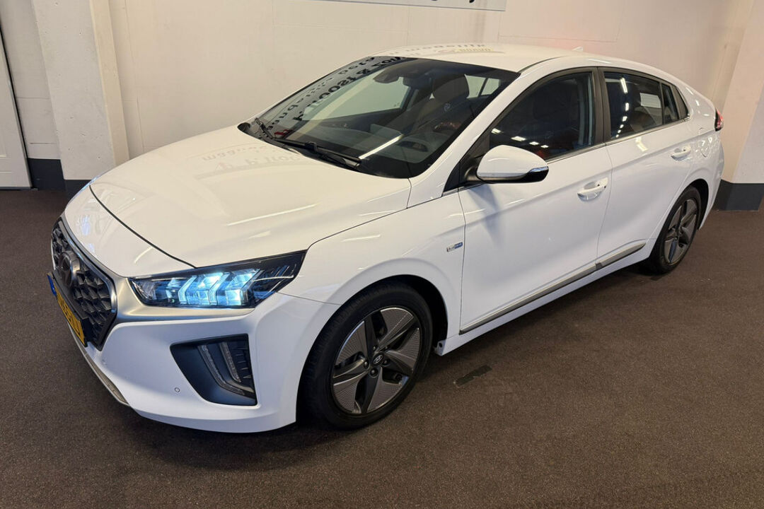 Hyundai IONIQ 1.6 GDi Comfort - Plus | Automaat | Adaptieve cruise ...