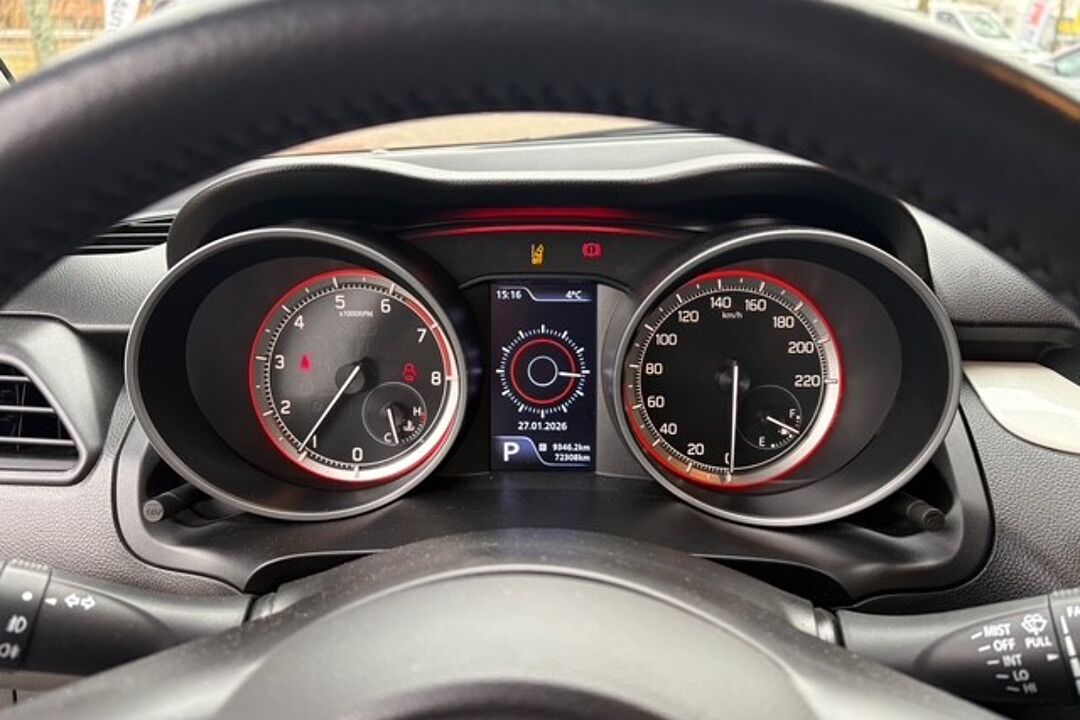 Suzuki Swift 1.2 Stijl | Navi | Cruise | Camera | 72.308 km | Vakgarage