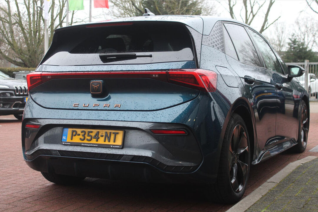CUPRA Born 62 kWh Aut *Adrenaline* | Carplay | Adaptive Cruise ...