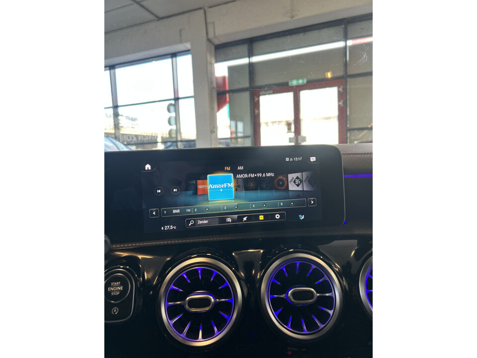 Mercedes-Benz CLA 220 Premium Plus AMG | Panoramadak | Sfeerverlichting ...