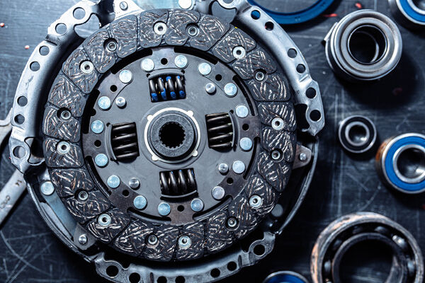 Vakgarage - Auto onderdelen uitgelegd